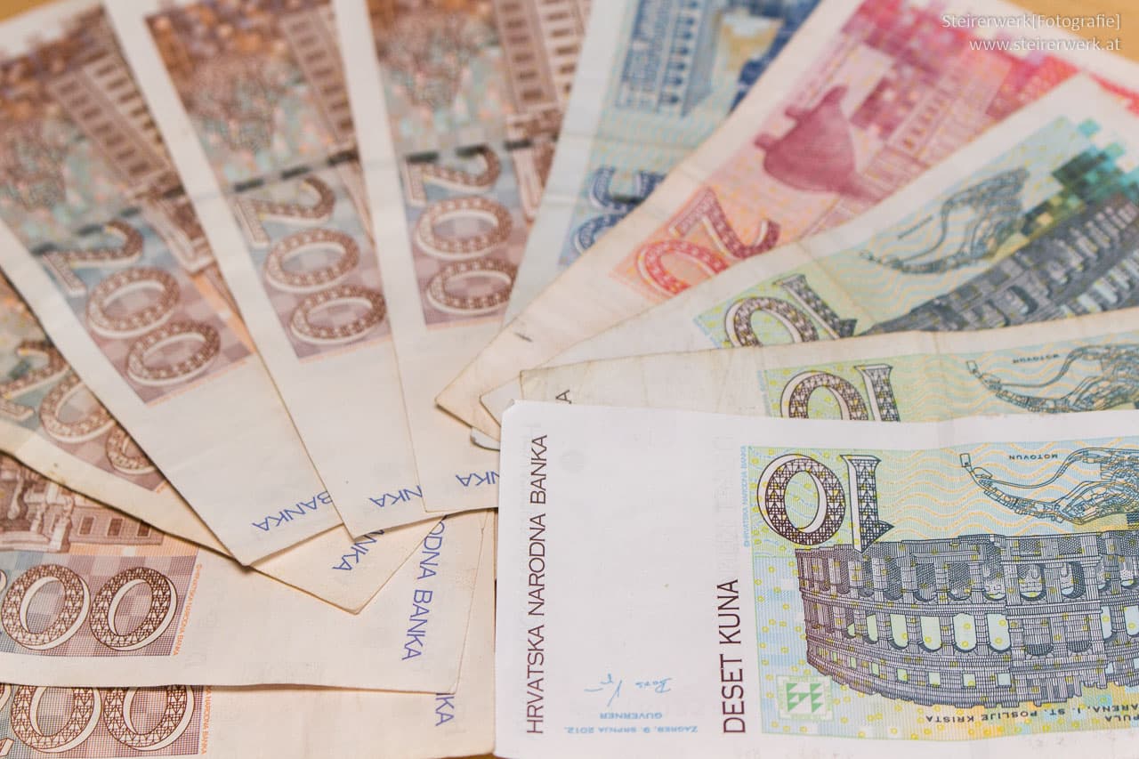Geld Wechseln In Kroatien Worauf Beim Kuna Euro Tausch Achten Geld Wechseln In Kroatien Worauf Beim Kuna Euro Tausch Achten